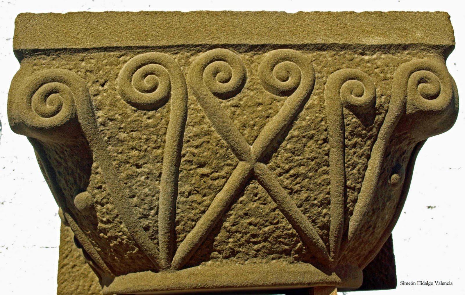 EL BLOG DE SIMEÓN HIDALGO: ZOLINA: CAPITEL NÚMERO 11 DEL PETRUS MUSEUM